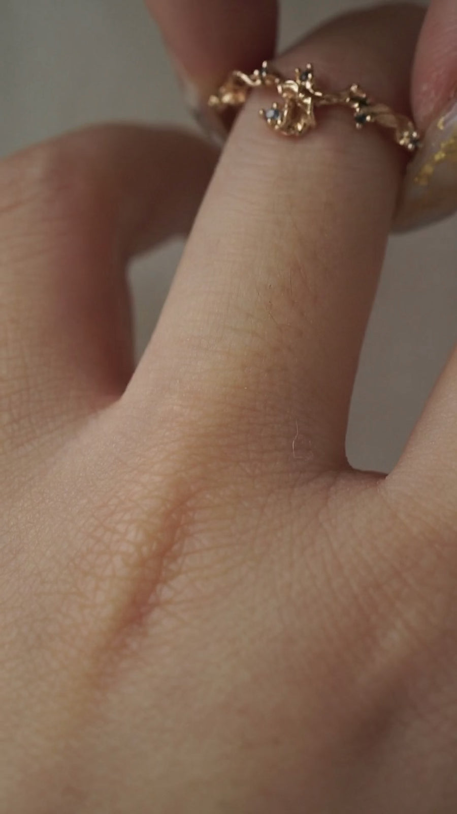 Sapphire Evening Fleur Ring – Laurie Fleming Jewellery