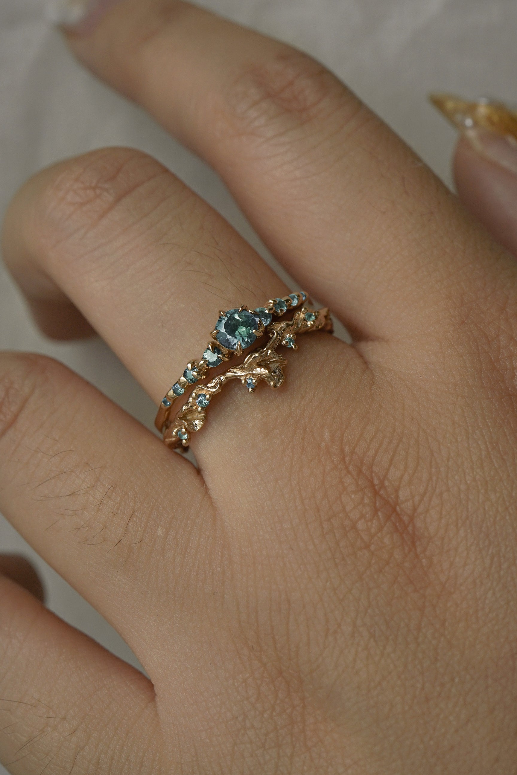 Romantic Hand-carved Teal Sapphire Evening Fleur Floral Band Ring – Laurie Fleming Jewellery